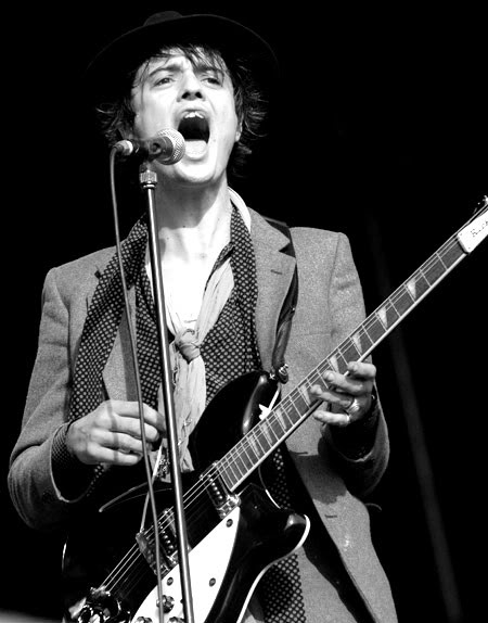 Pete Doherty Was Kept Alive on Life Support | Live4ever Media